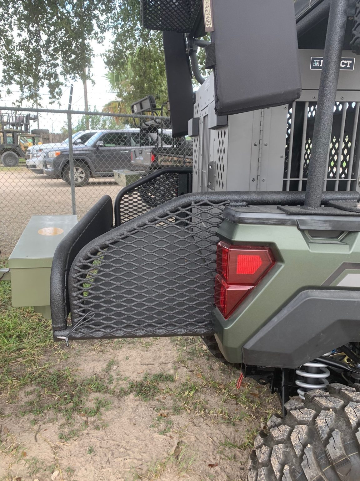 Fold Down Tailgate Extender - Big Country Outdoors